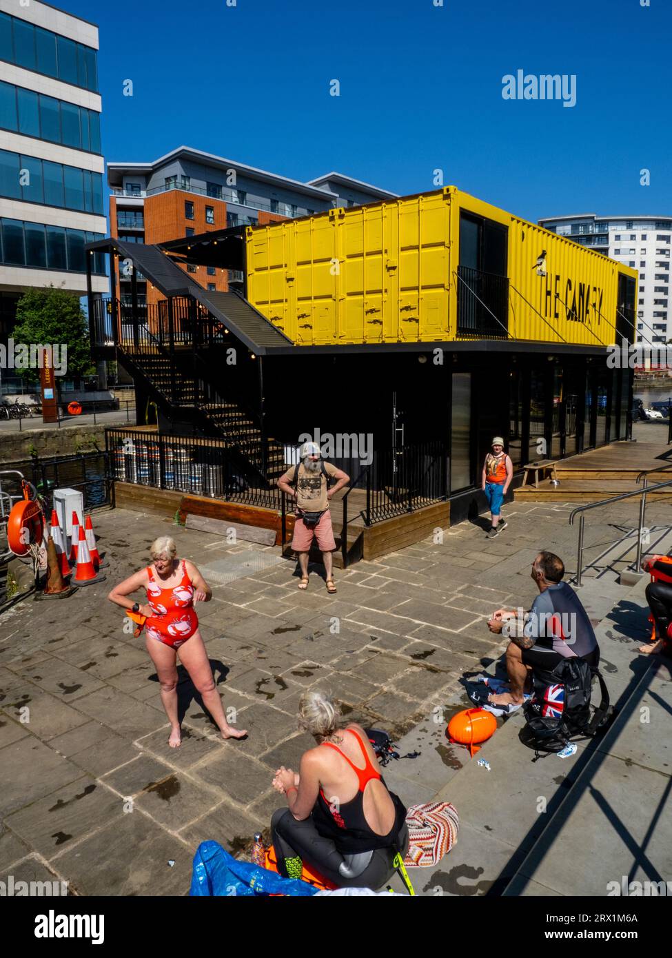 Leeds dock swimming hi-res stock photography and images - Alamy