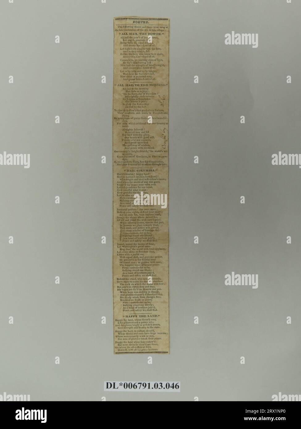 Old newspaper clipping hi-res stock photography and images - Alamy