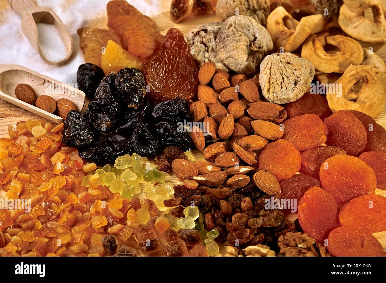 Baking dried fruit hi-res stock photography and images - Alamy