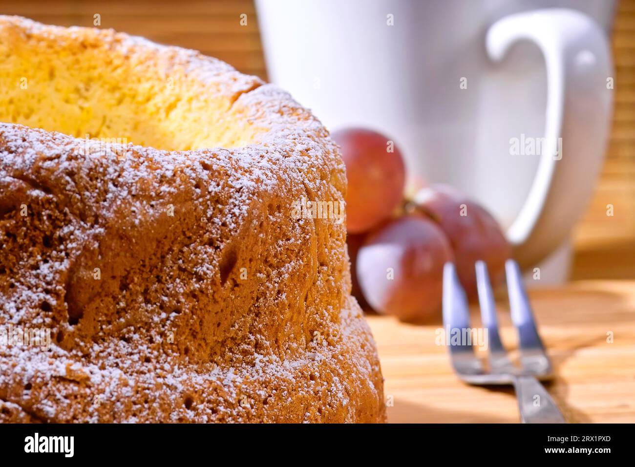 Grape icing hi-res stock photography and images - Alamy