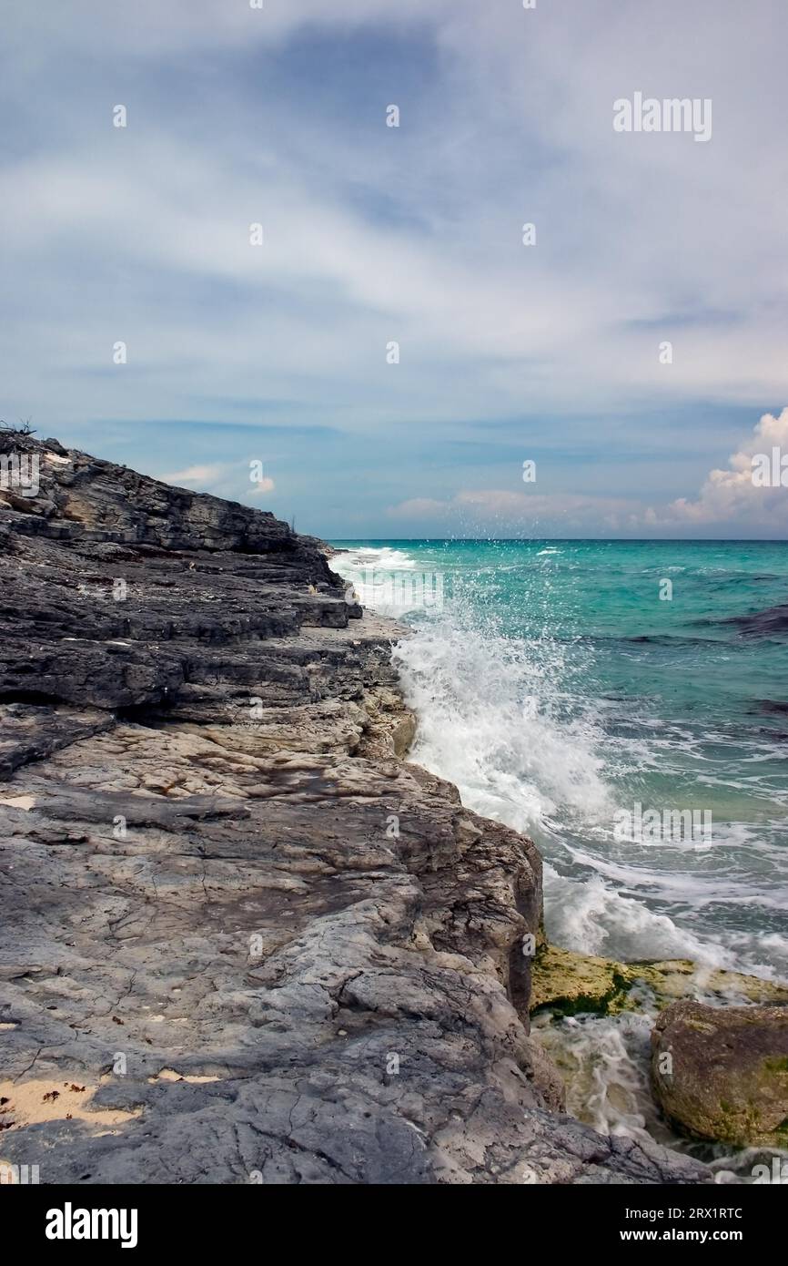 Surf on Cliffs, Cayo Largo Cuba Stock Photo - Alamy