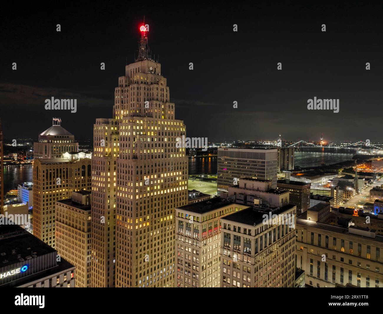 Aerial detroit city skyline night hi-res stock photography and images ...