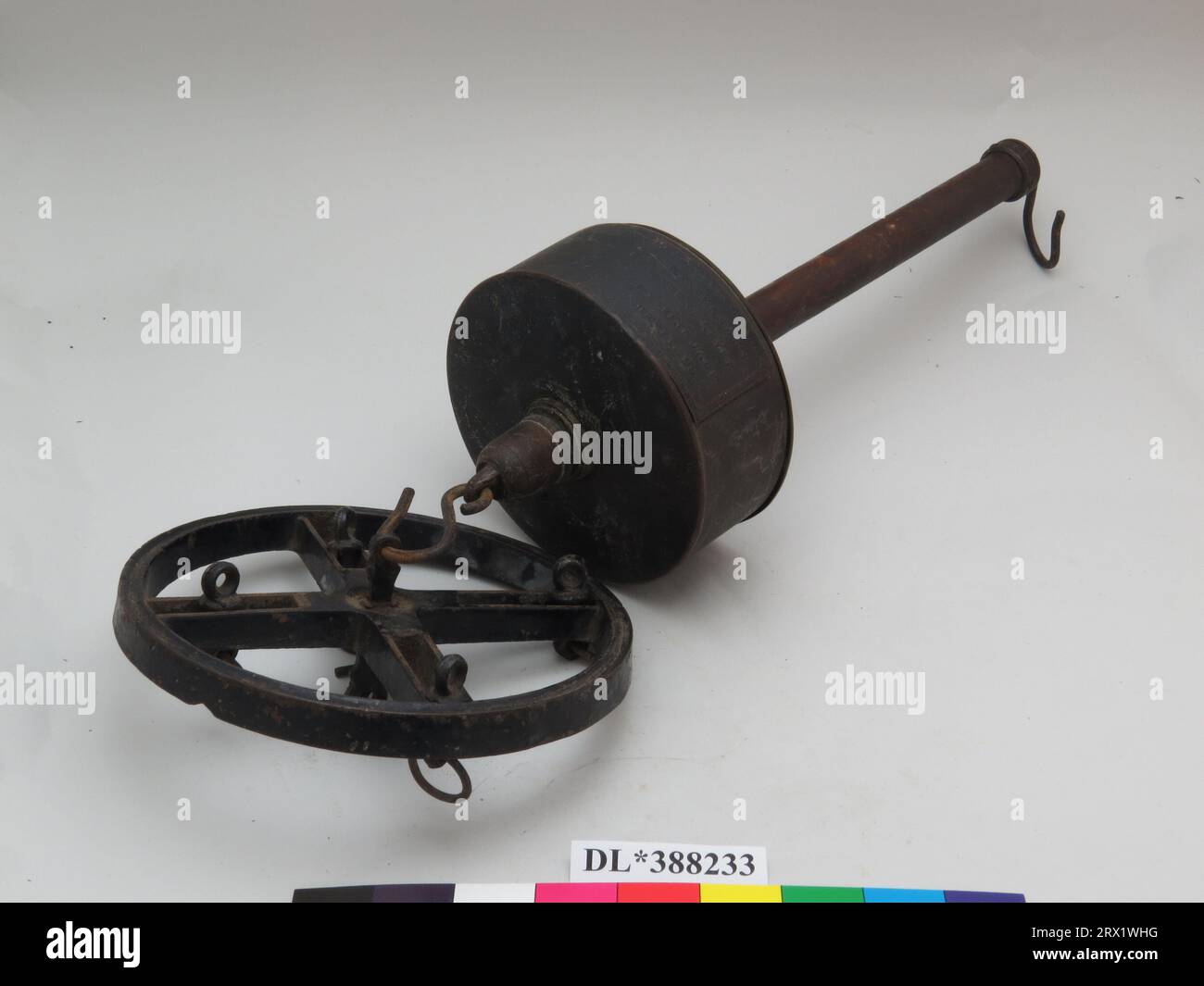 Roasting jack hi-res stock photography and images - Alamy