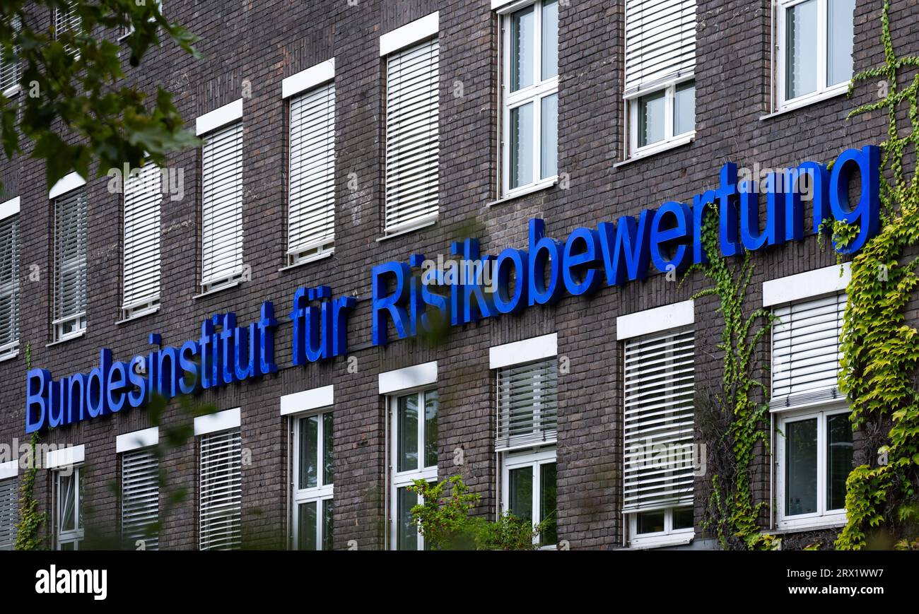 Risikobewertung hi-res stock photography and images - Alamy