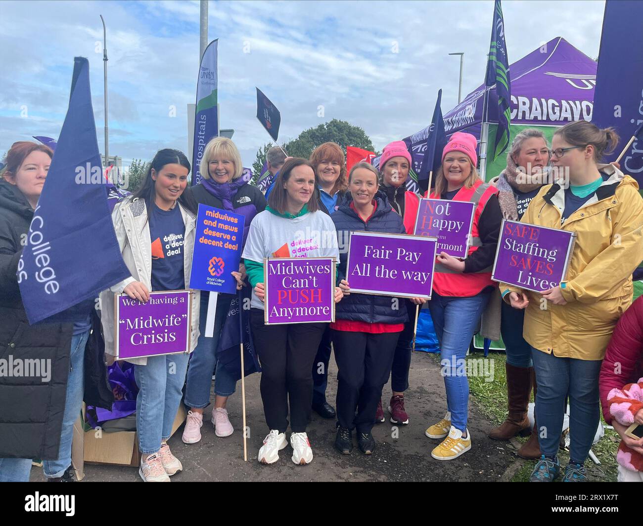 Midwives from the Royal College of Midwives (RCM) on strike outside ...