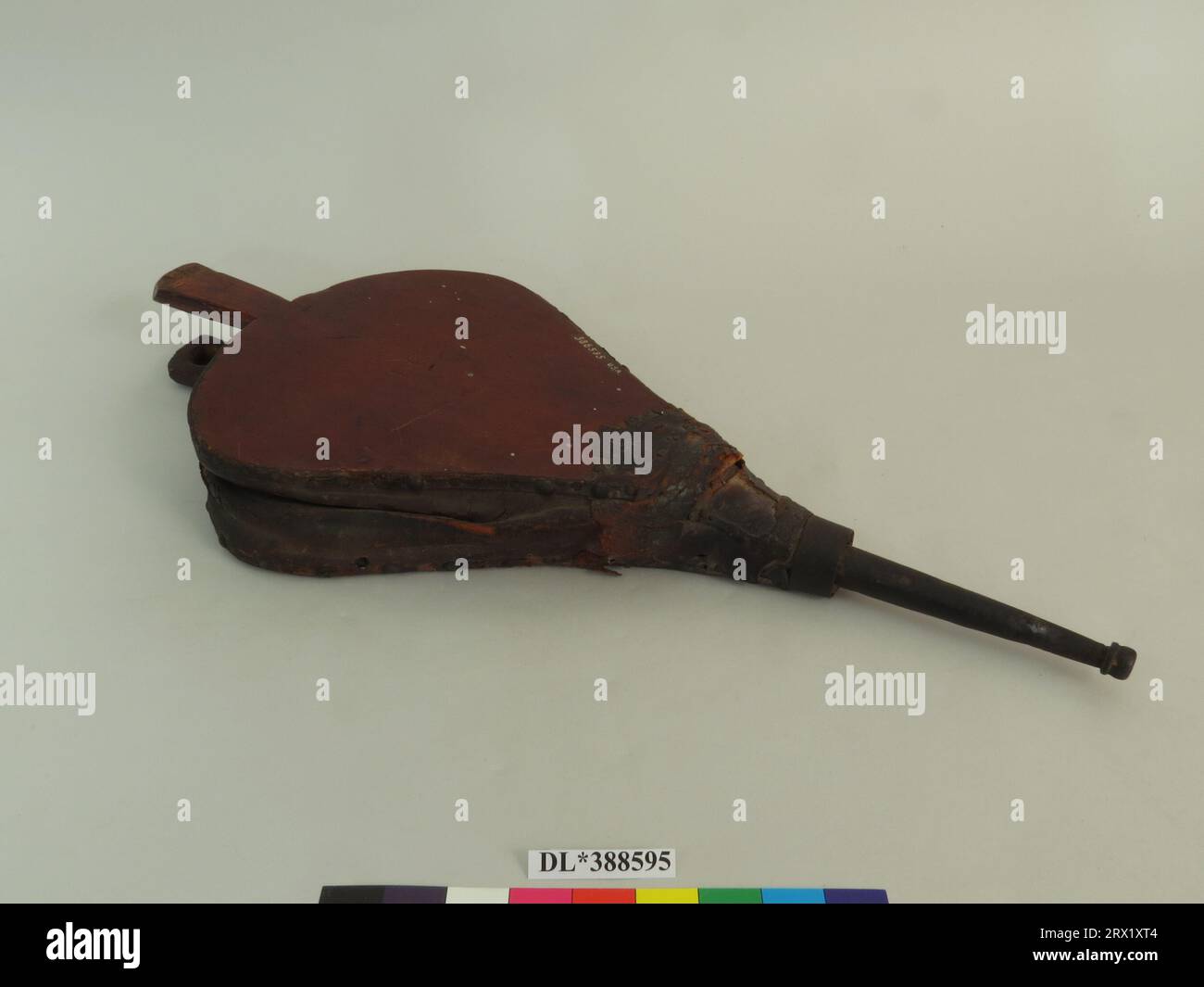 Fireplace bellows hi-res stock photography and images - Alamy