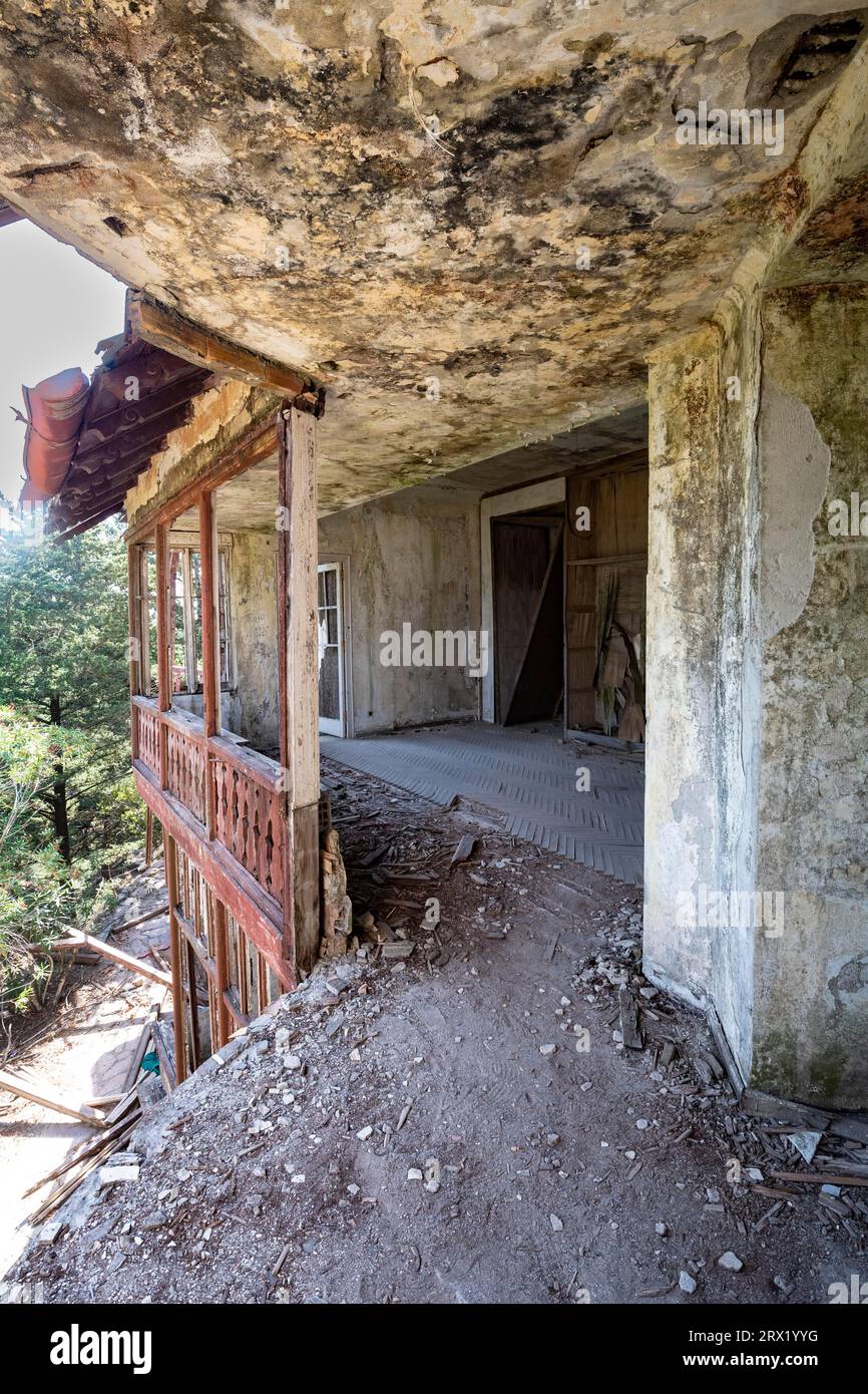 Lost Place, interior with windows, Villa de Vecci, Villa Mussolini ...