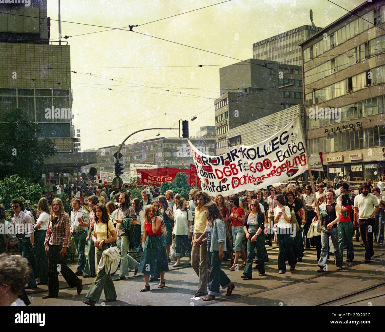 DEU, Germany: The historical colour photos from the times of the 70s ...