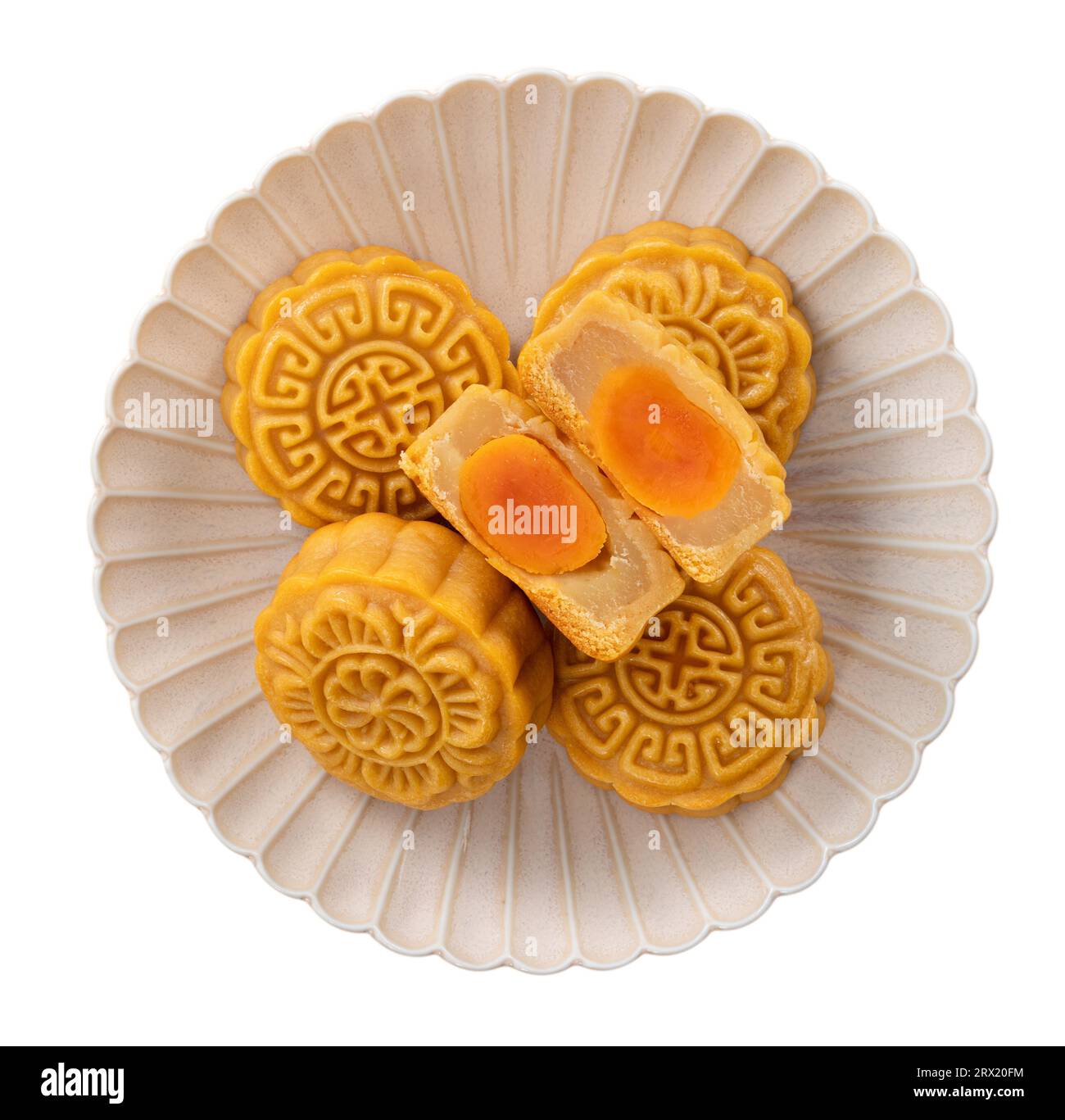 Delicious Cantonese moon cake for Mid-Autumn Festival food mooncake ...