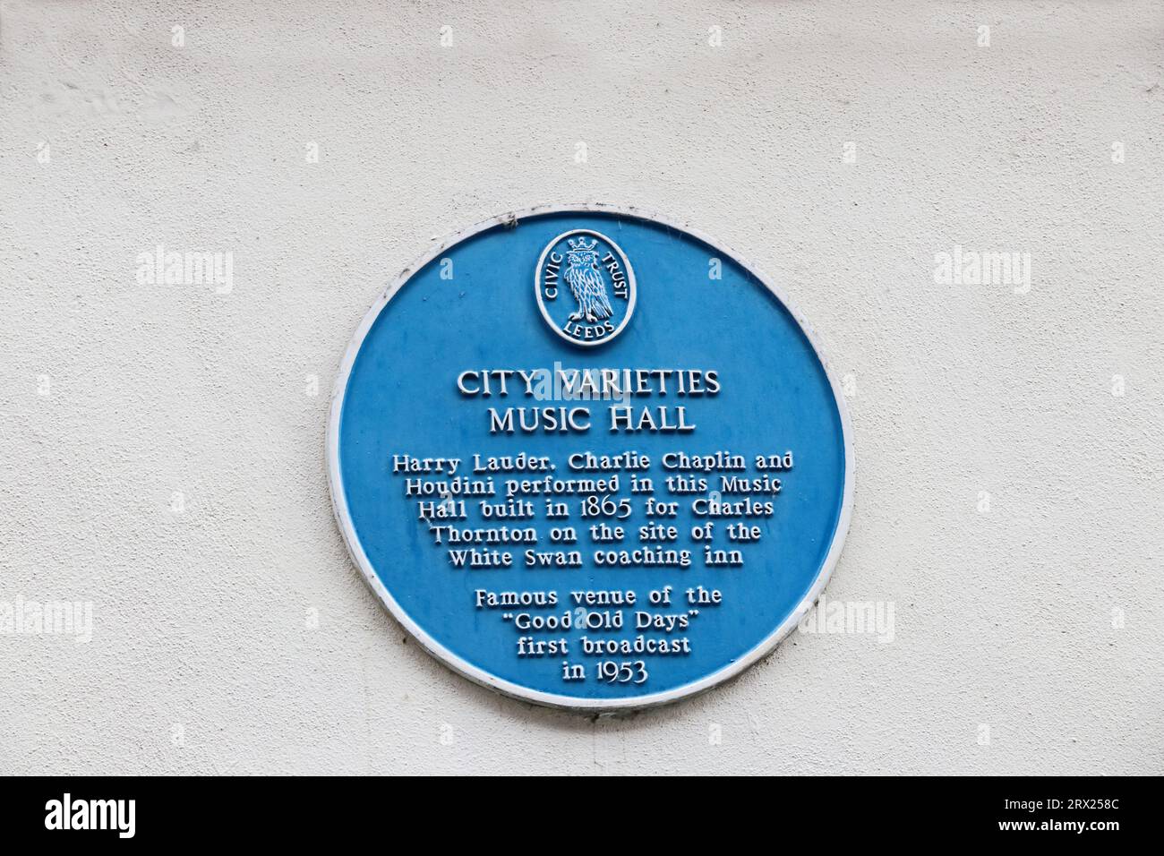 Civic Trust, Leeds blue plaque on wall of City Varieties Music Hall ...