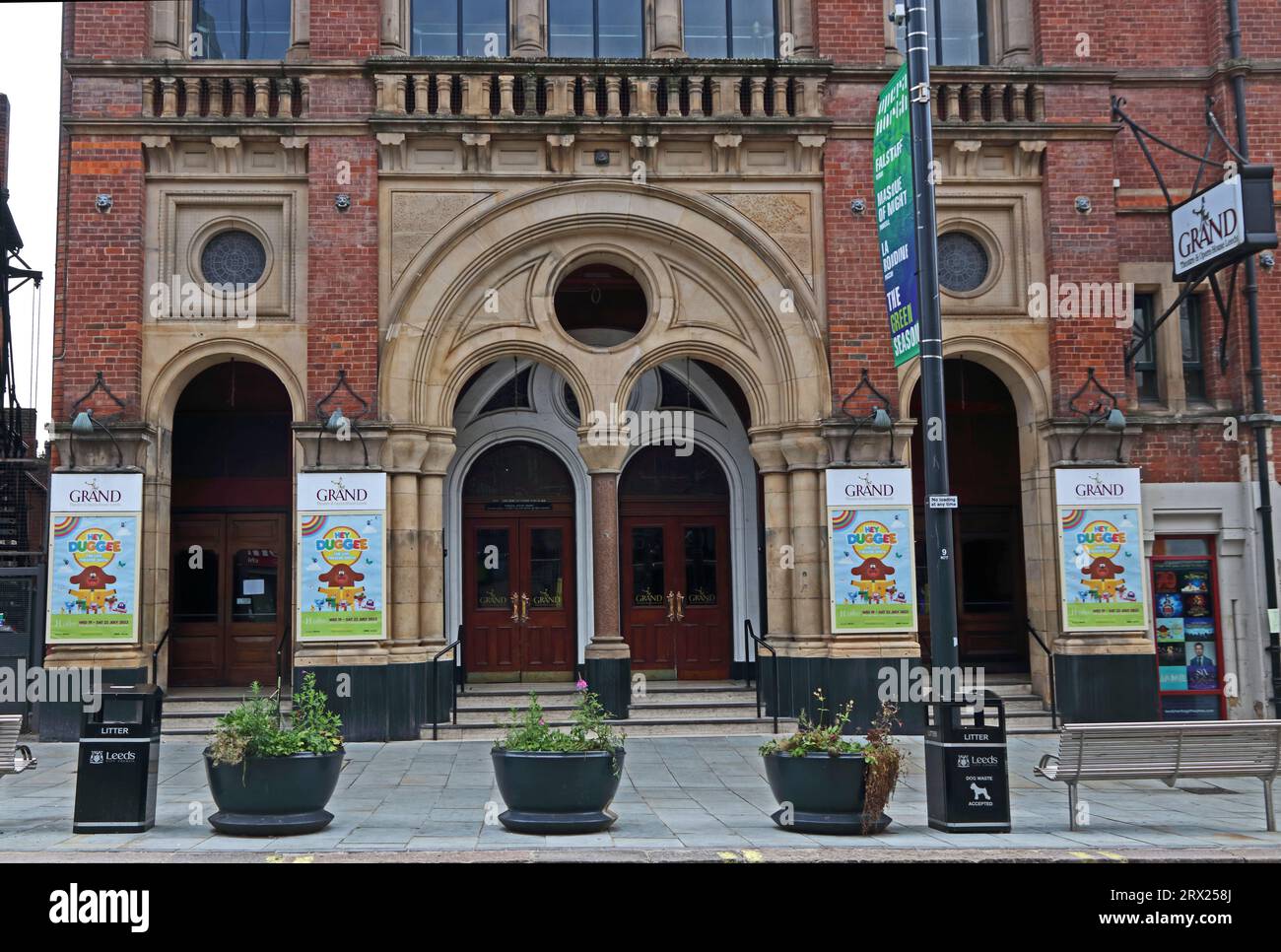 Entrance to The Grand Theatre and Opera House, Leeds Stock Photo - Alamy