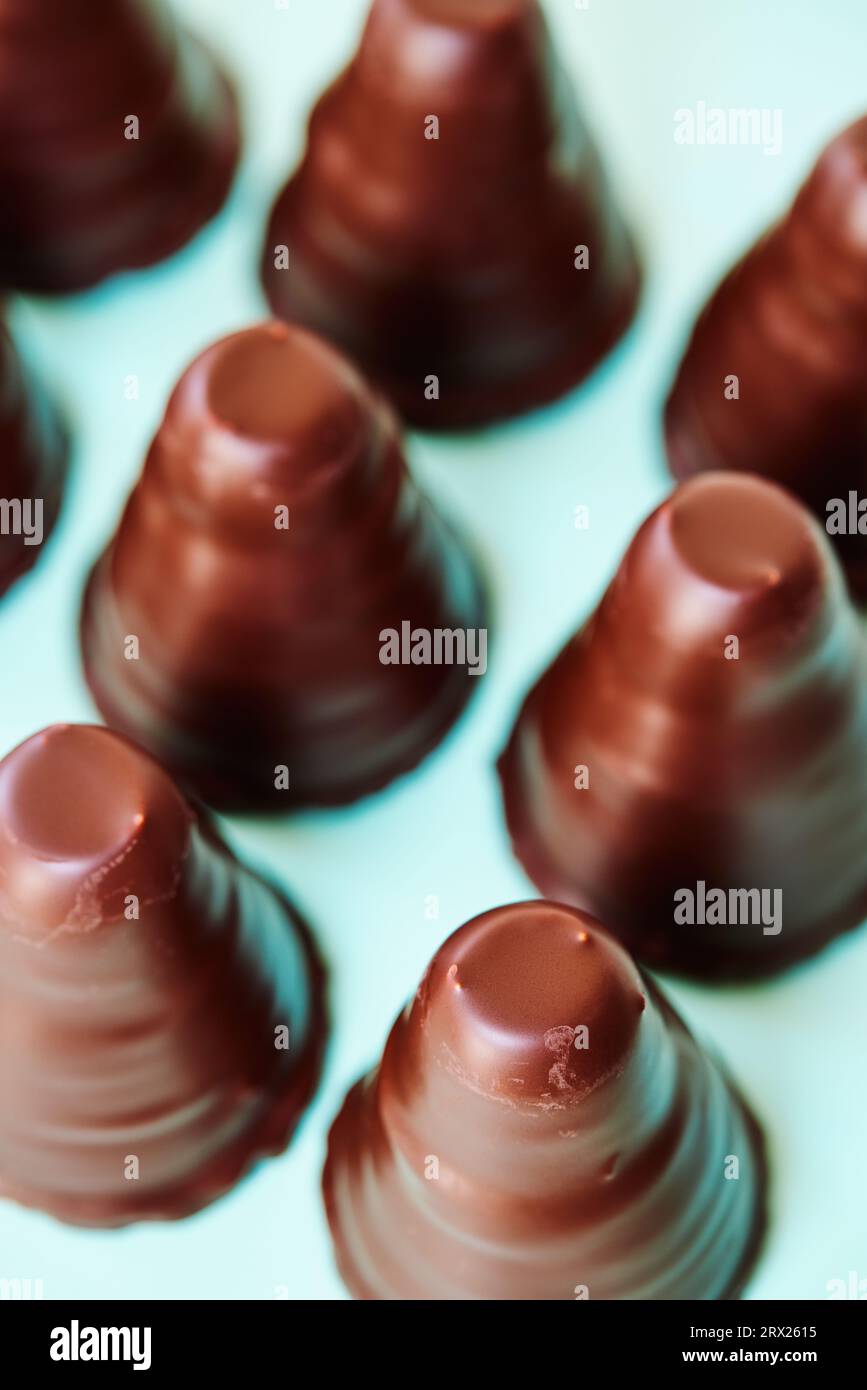 Flødeboller, chocolate teacakes / chocolate-coated marshmallow treats ...