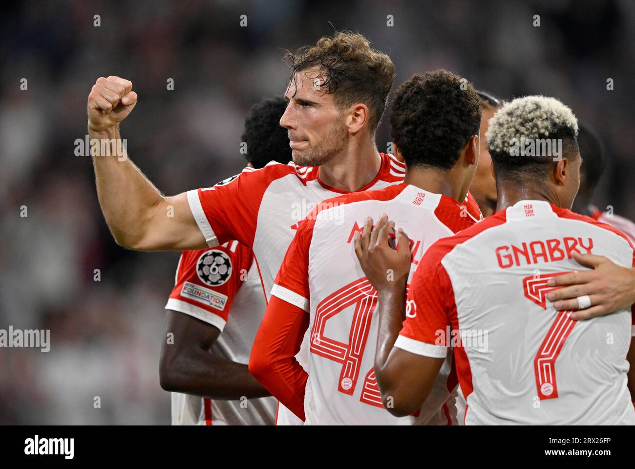 Goal celebration Jamal Musiala FC Bayern Muenchen FCB (42) Serge Gnabry ...