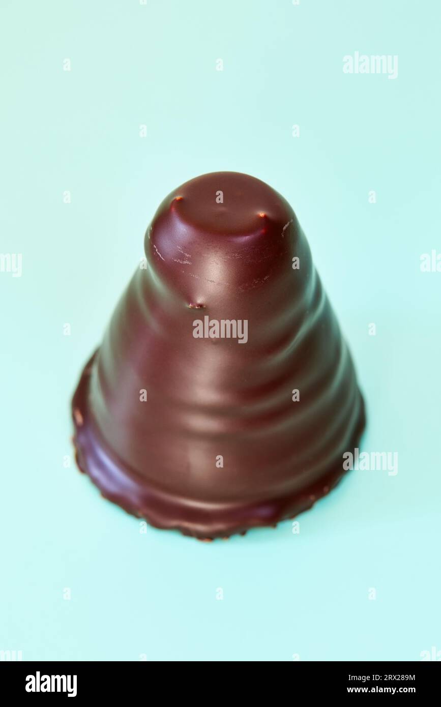 Flødebolle, chocolate teacake / chocolate-coated marshmallow treat ...