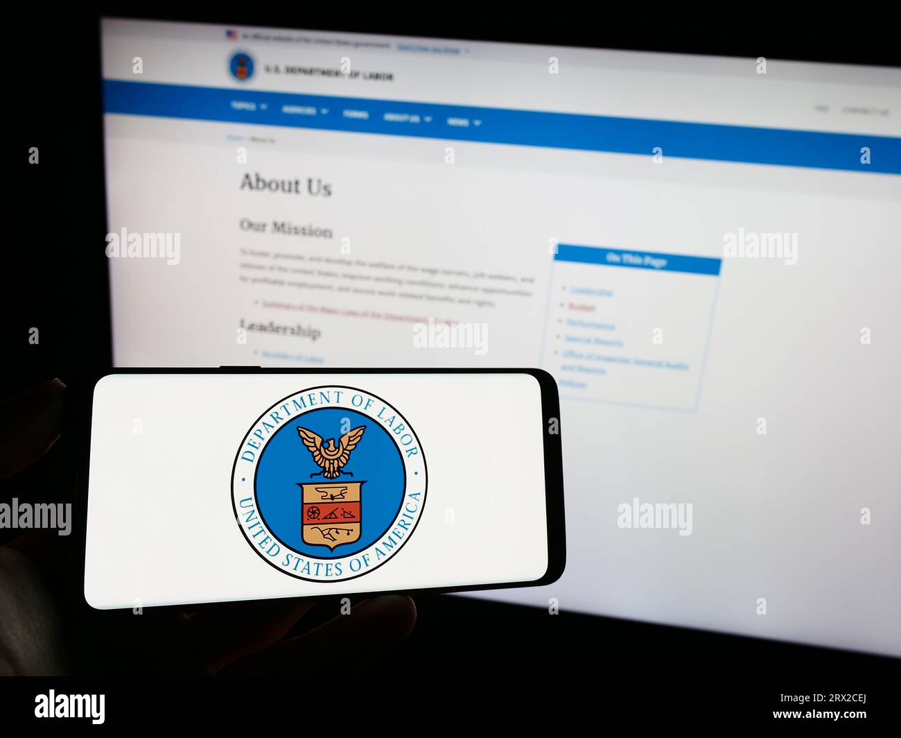 Dol business logo hi-res stock photography and images - Alamy