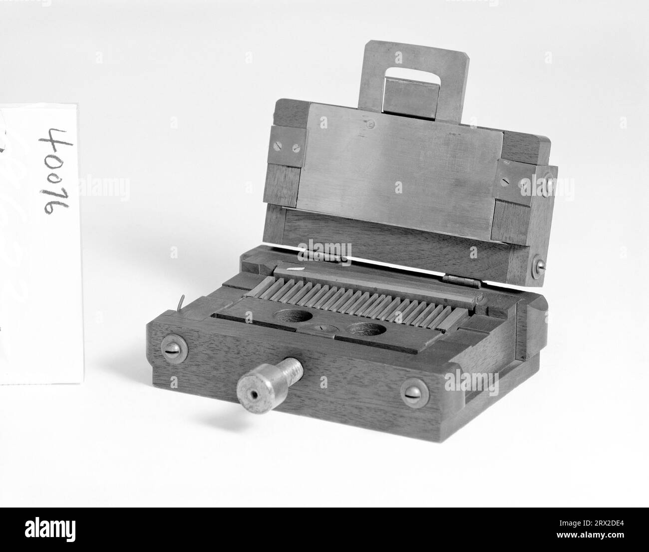 Patent model. Type mold, Davis, patent no. 40076, from 4" x 5" bwn. GA ...