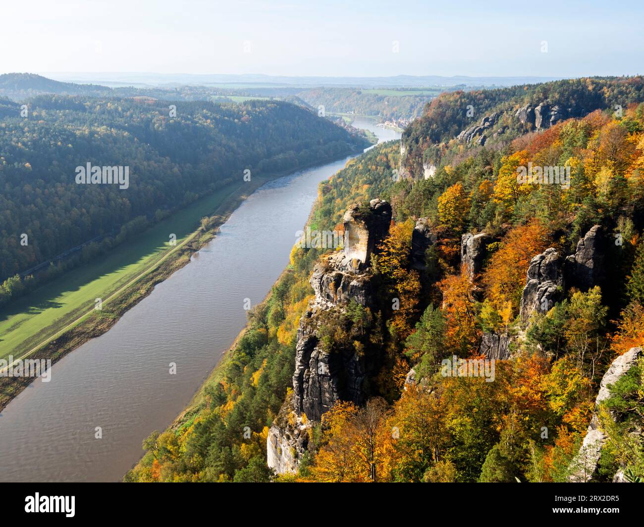 The elbe park hi-res stock photography and images - Alamy