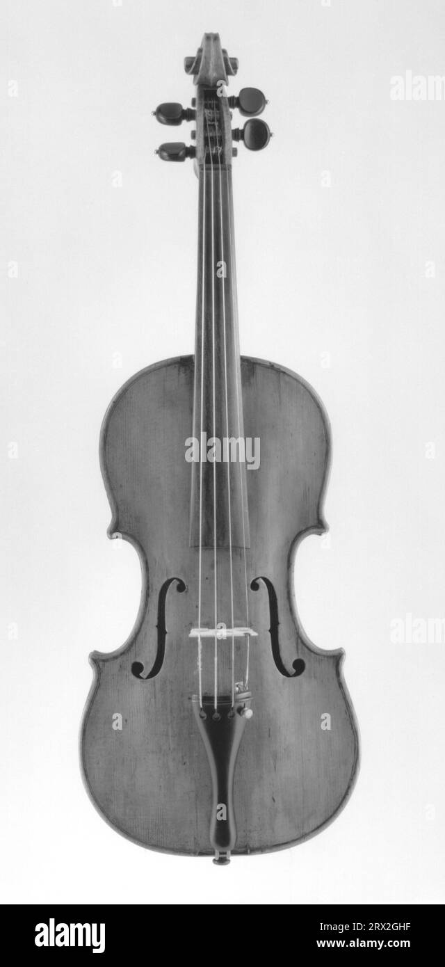 Violin, front view. MI*66.095 Stock Photo - Alamy