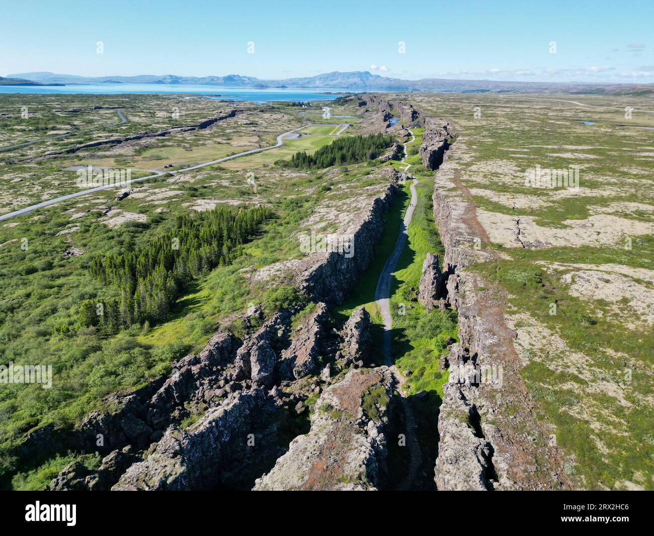 Þingvellir park in iceland a giant geological fracture dividing america ...