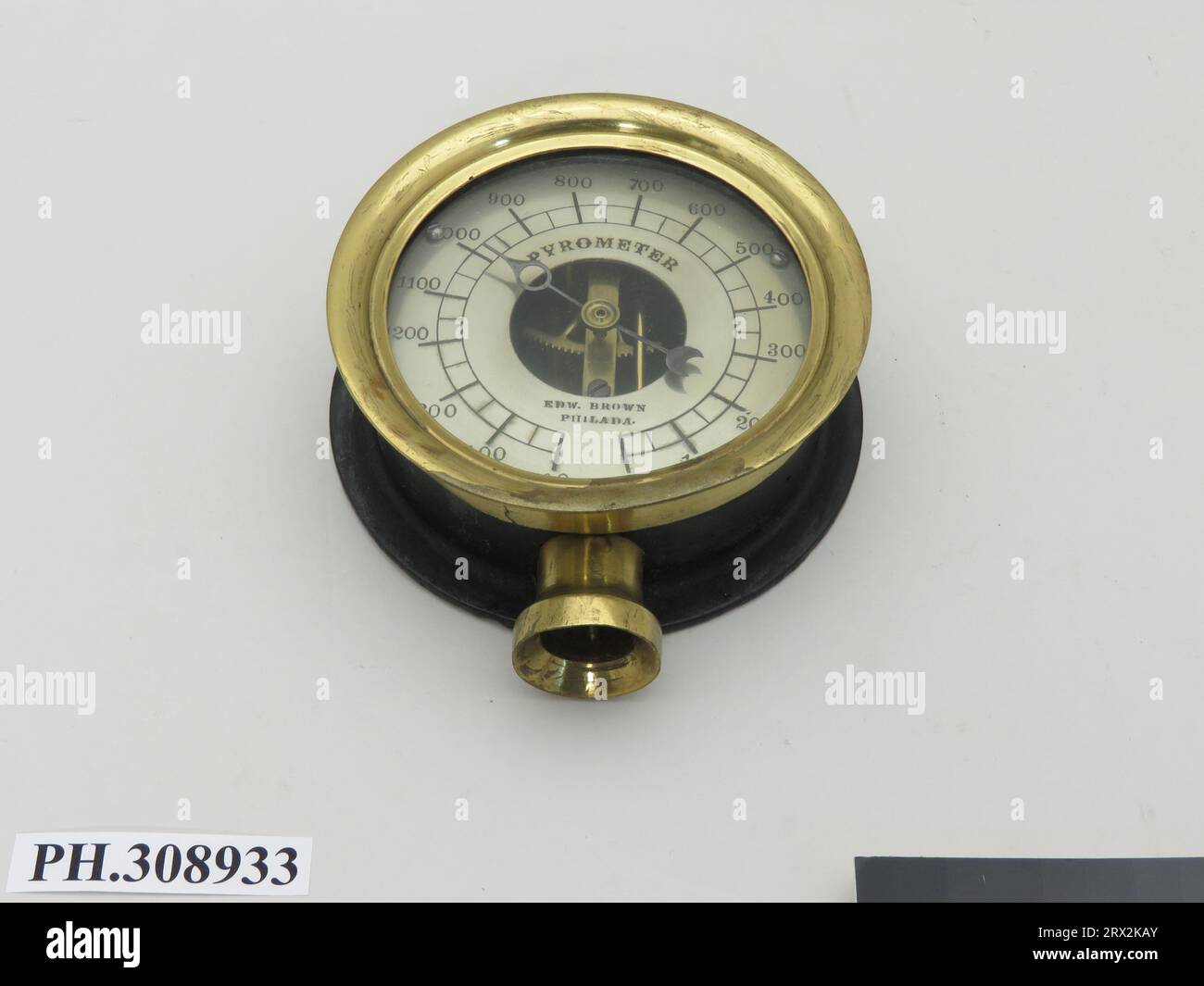 Pyrometer hi-res stock photography and images - Alamy