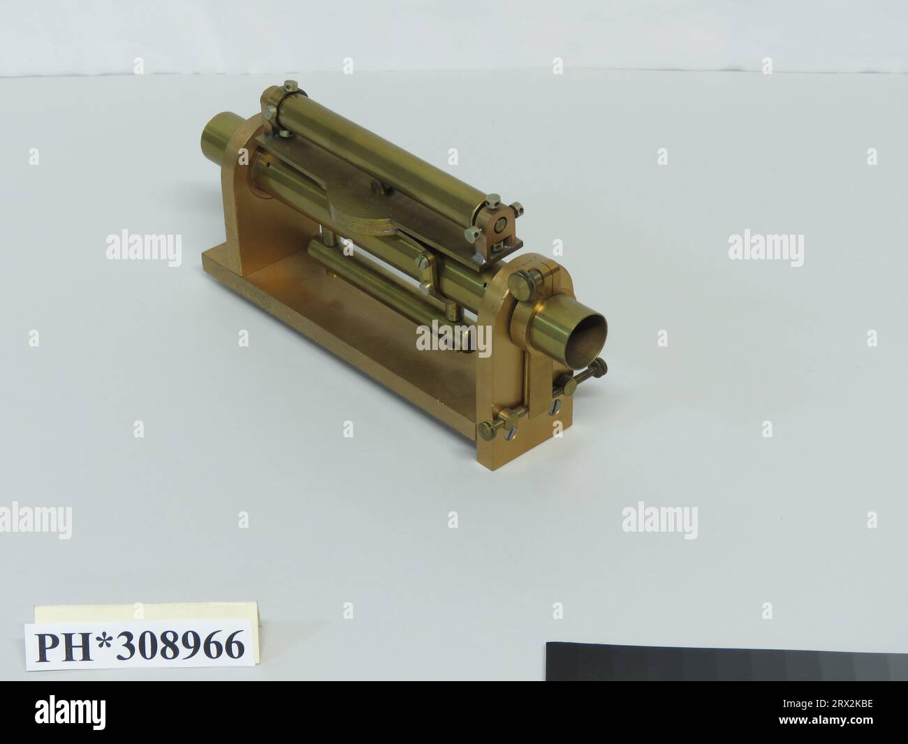 Leveling instrument hi-res stock photography and images - Alamy