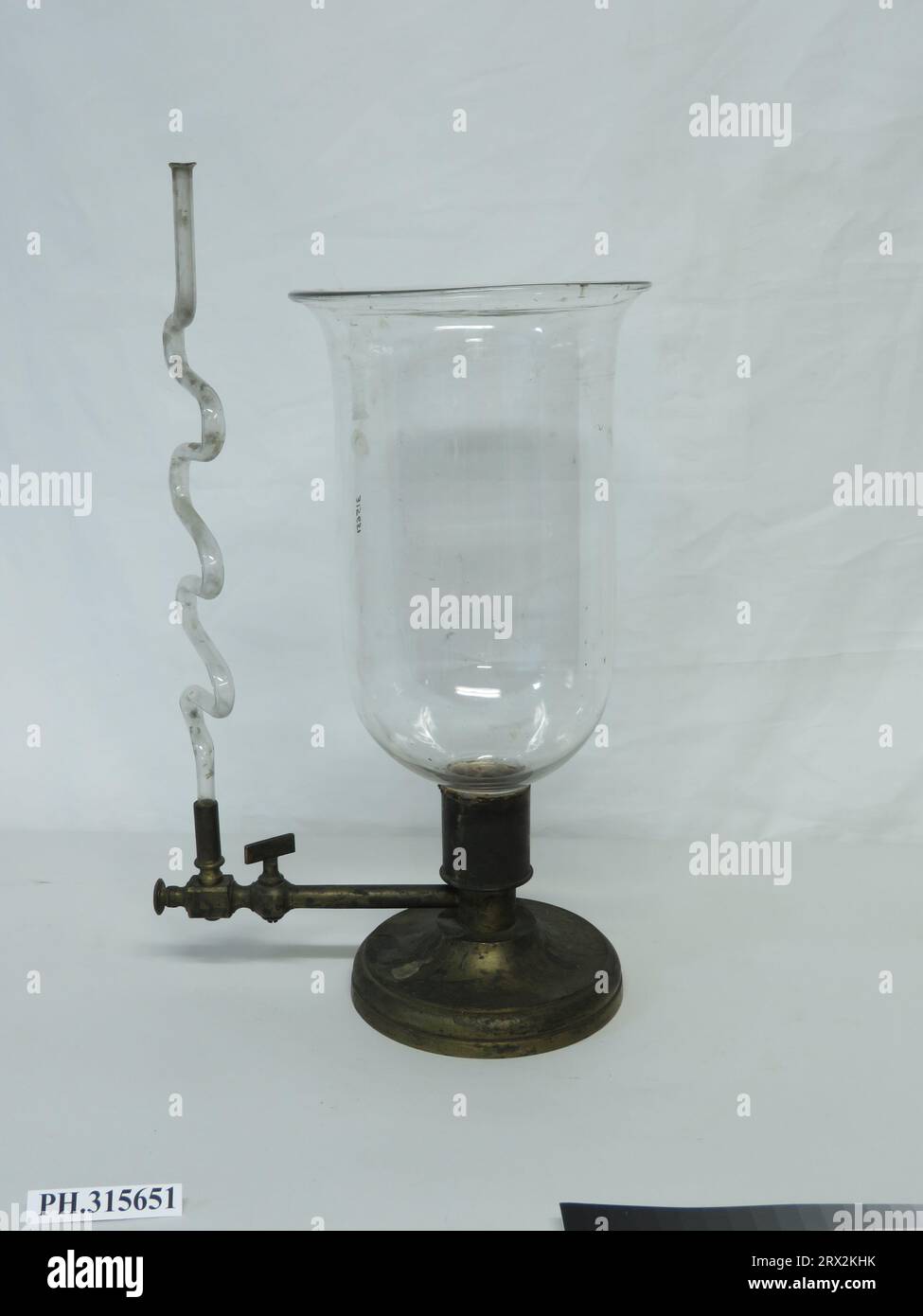 Hydrostatic apparatus hi-res stock photography and images - Alamy