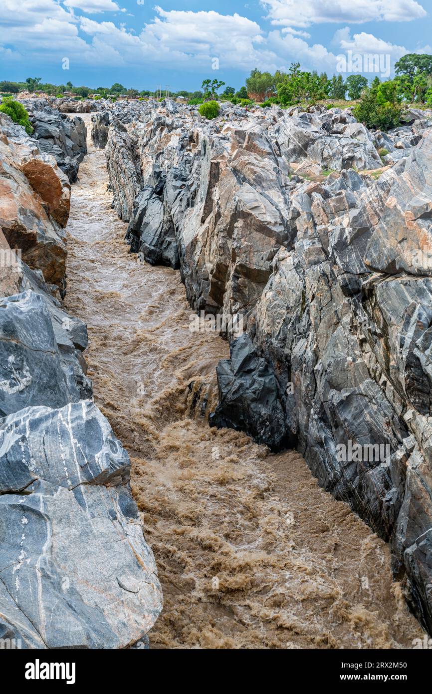 Kola Gorge, Guider, Northern Cameroon, Africa Stock Photo - Alamy