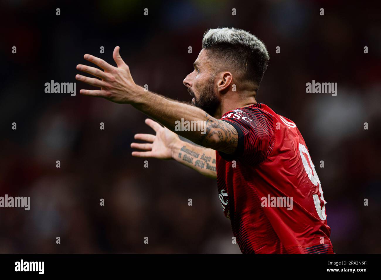 Olivier Giroud of AC Milan reacts during the UEFA Champions League ...