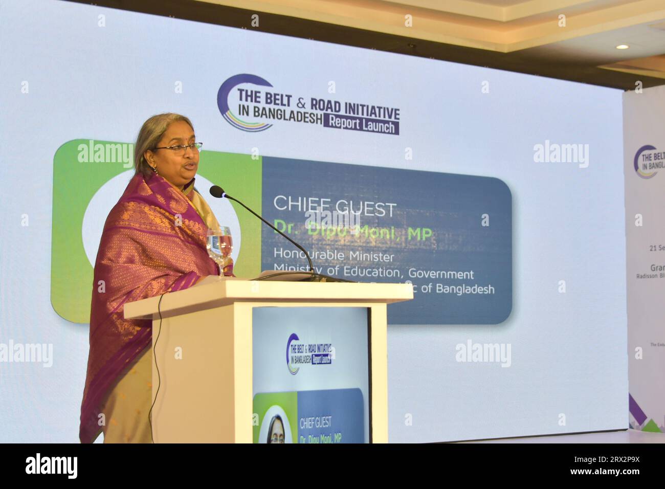 (230922) -- DHAKA, Sept. 22, 2023 (Xinhua) -- Bangladeshi Education ...