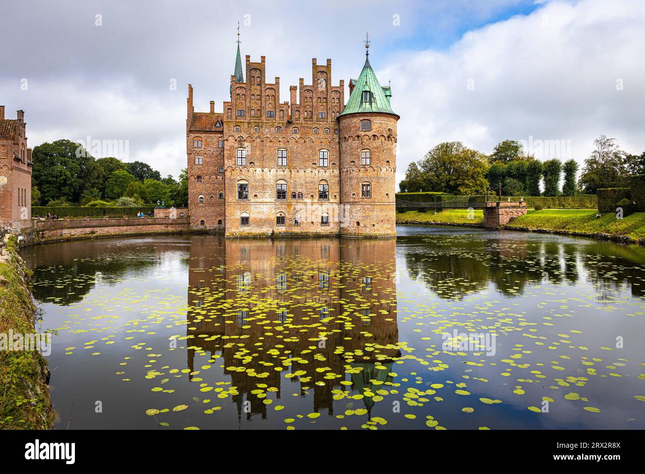 Egeskov Castle, Kvaerndrup, Denmark Stock Photo - Alamy