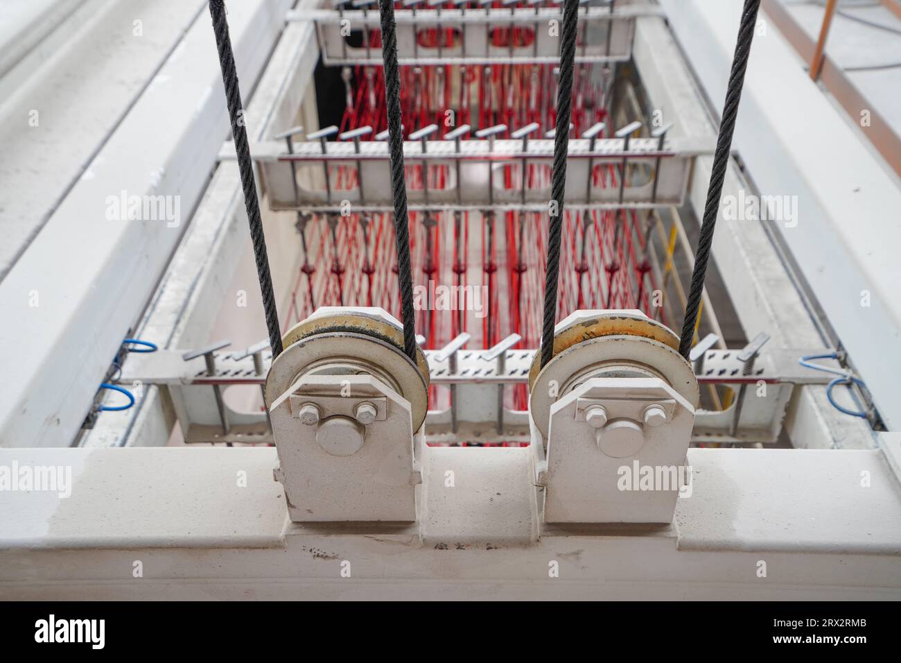 Slings on the production line of lightweight partition panels for new ...