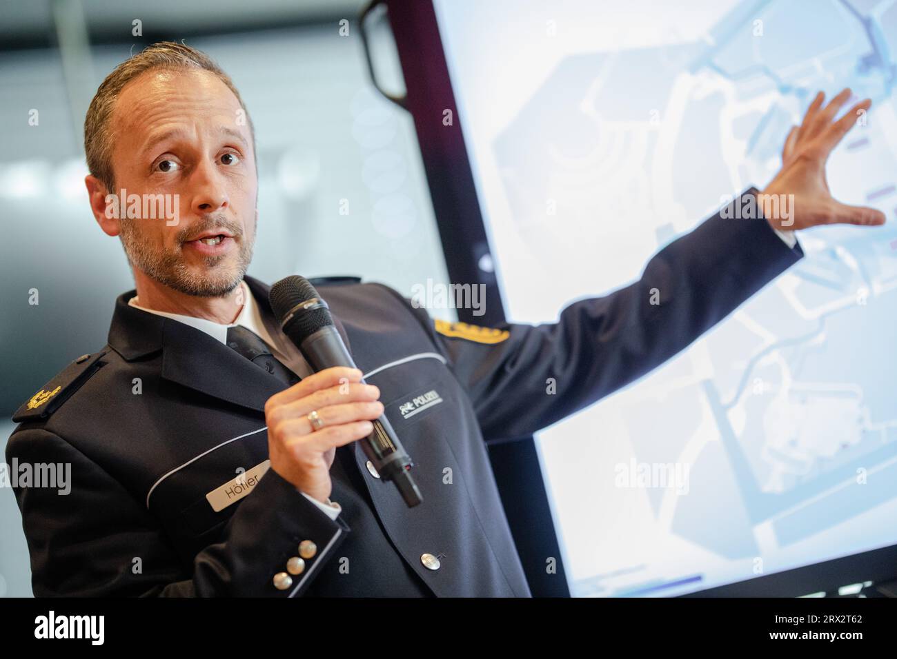 Stuttgart, Germany. 22nd Sep, 2023. At a press conference, Carsten ...