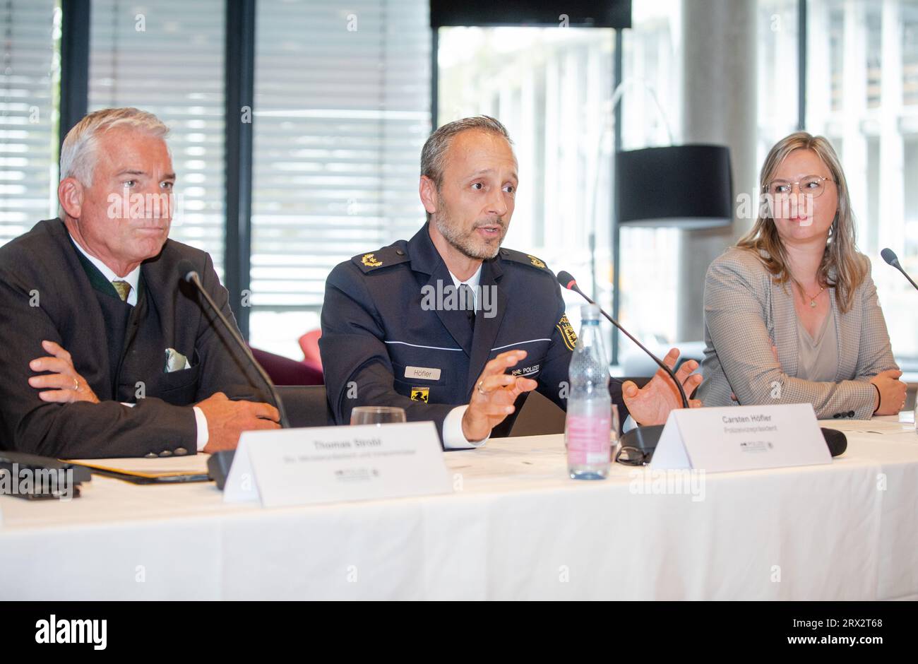 22 September 2023, Baden-Württemberg, Stuttgart: At a press conference ...