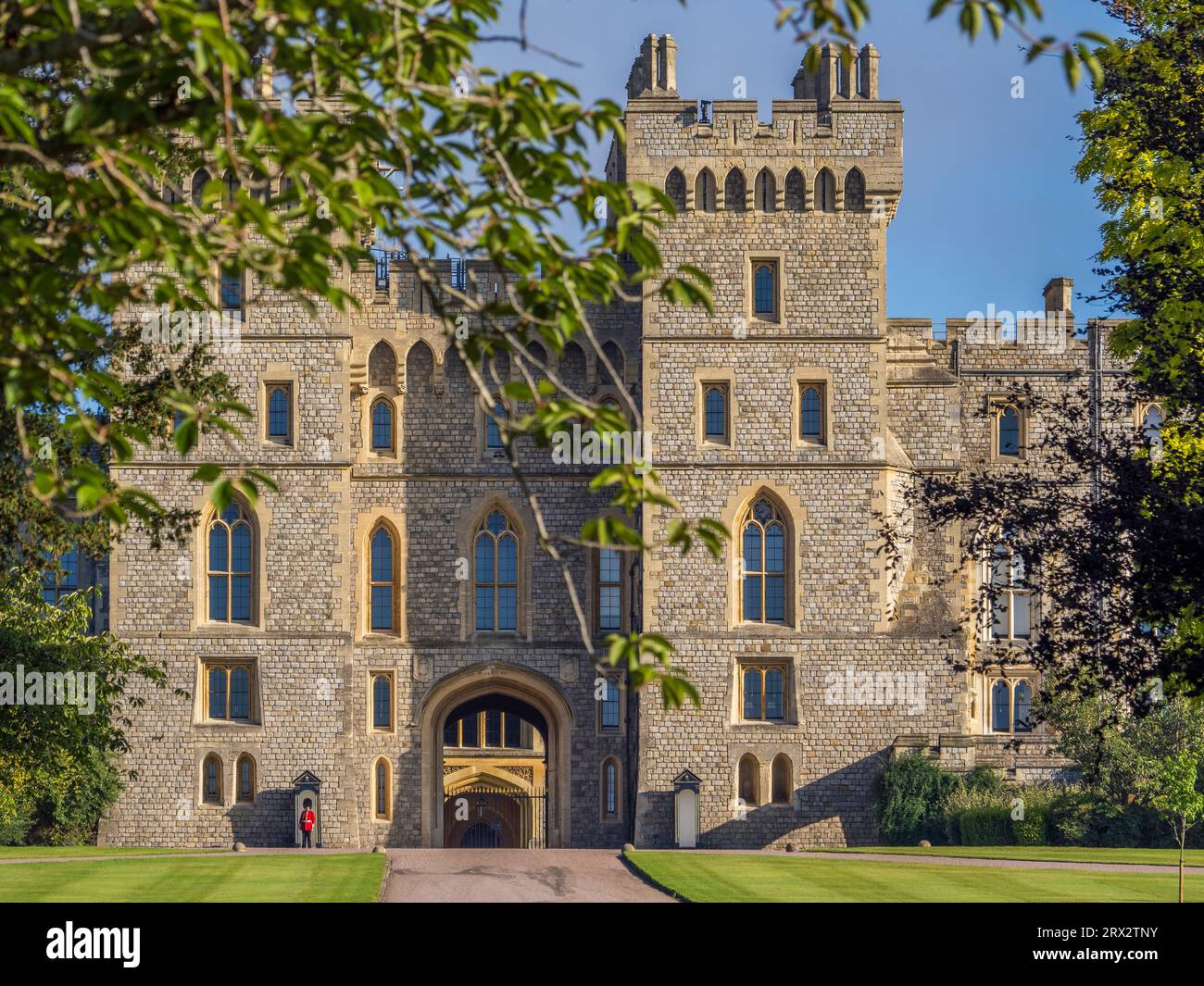 King george iv gate windsor castle hi-res stock photography and images ...