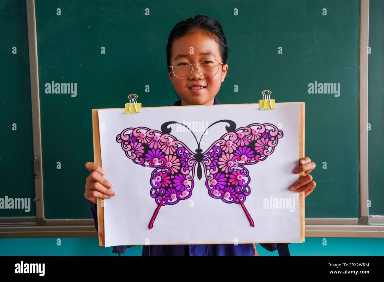 Luannan County, China - October 28, 2022: A girl is showcasing herself ...