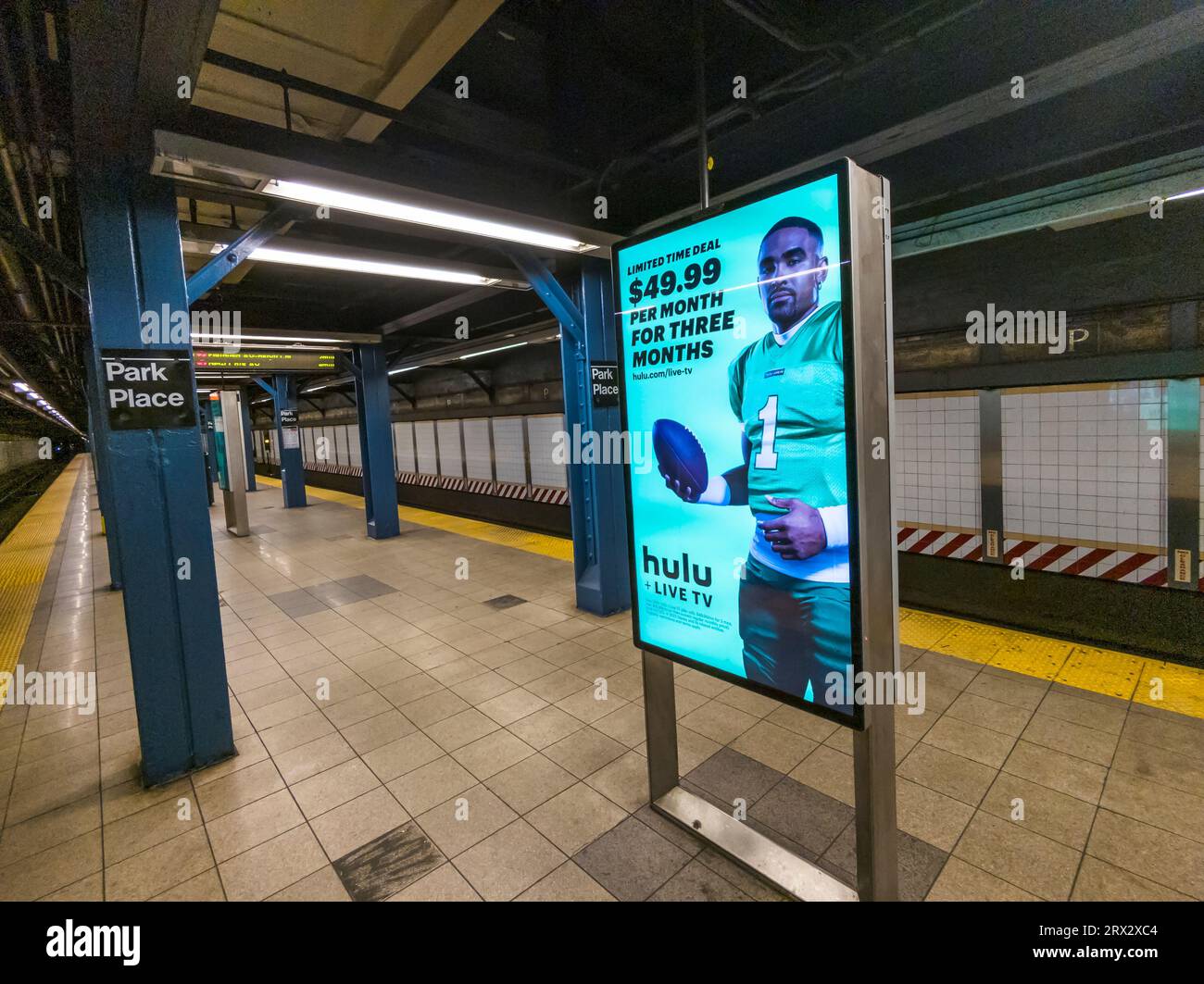 New york city mta digital ad hi-res stock photography and images - Alamy
