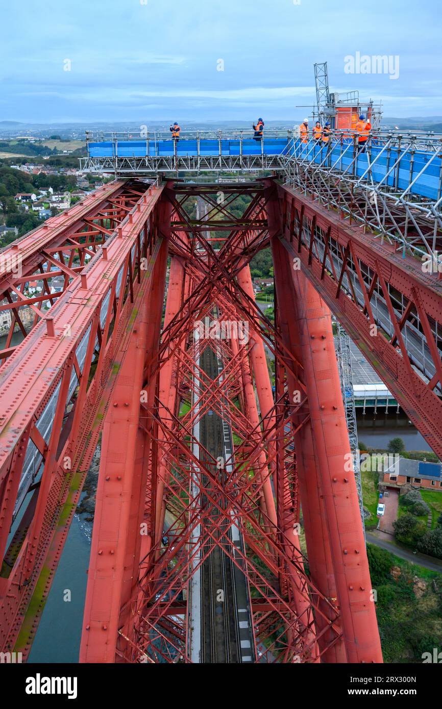 Forth Rail Bridge, North Queensferry Fife, Scotland, UK. 22nd Sept ...