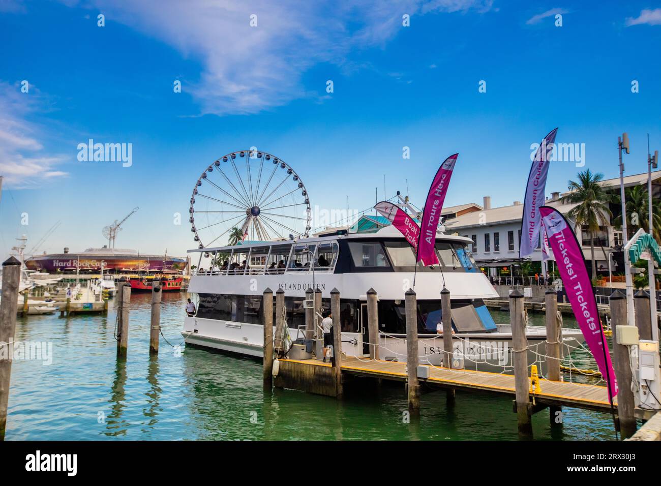 Market people united states hi-res stock photography and images - Alamy