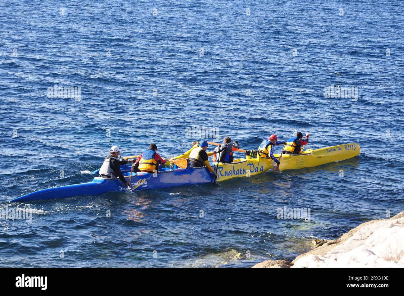 Polynesian male hi-res stock photography and images - Alamy