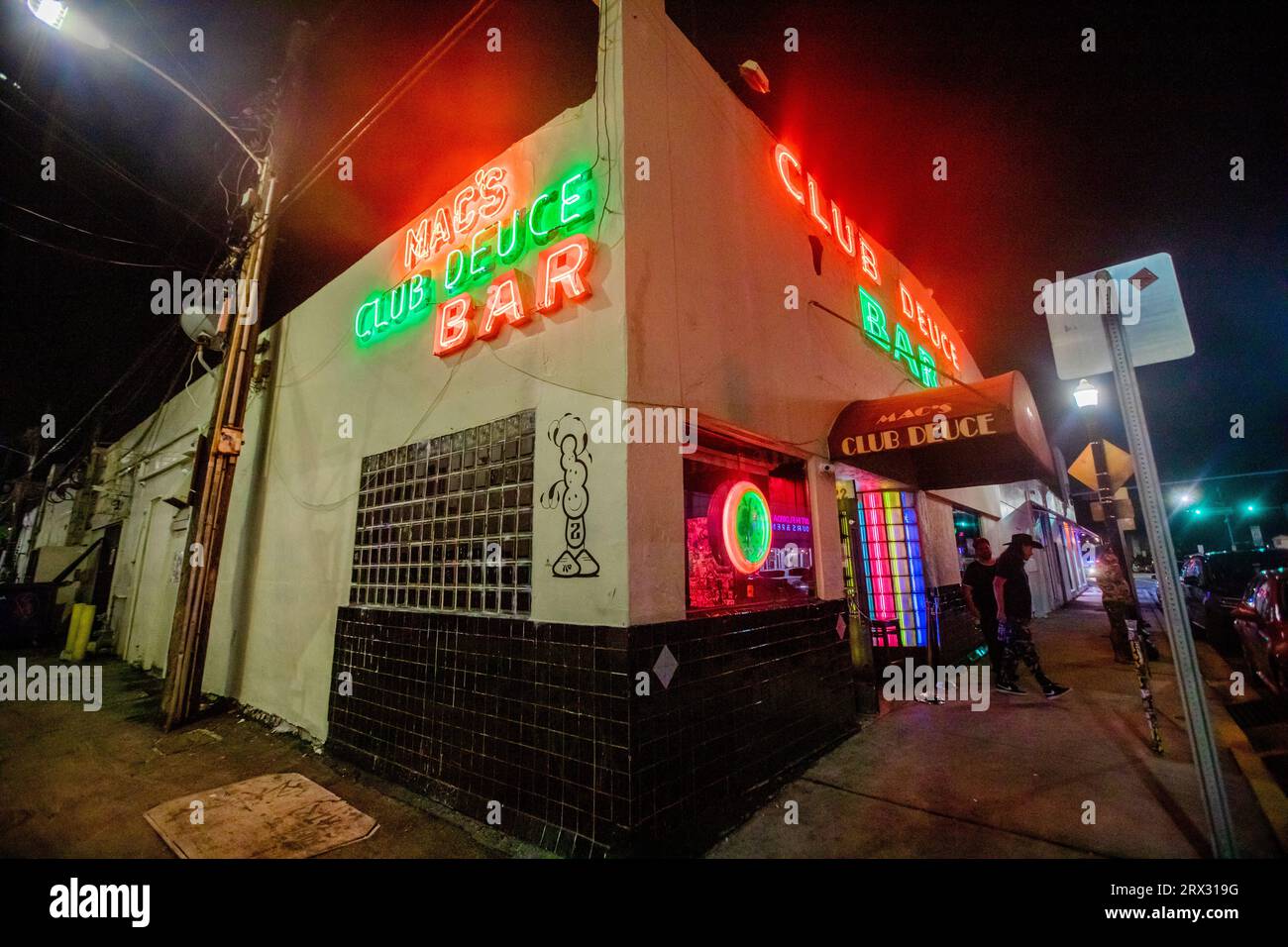 Miami night club hi-res stock photography and images - Alamy