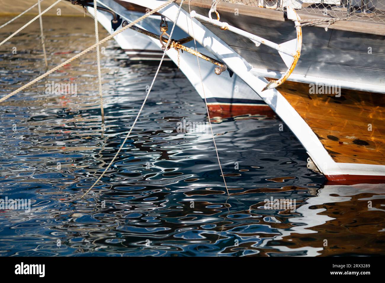 Modern classic yachts hi-res stock photography and images - Alamy
