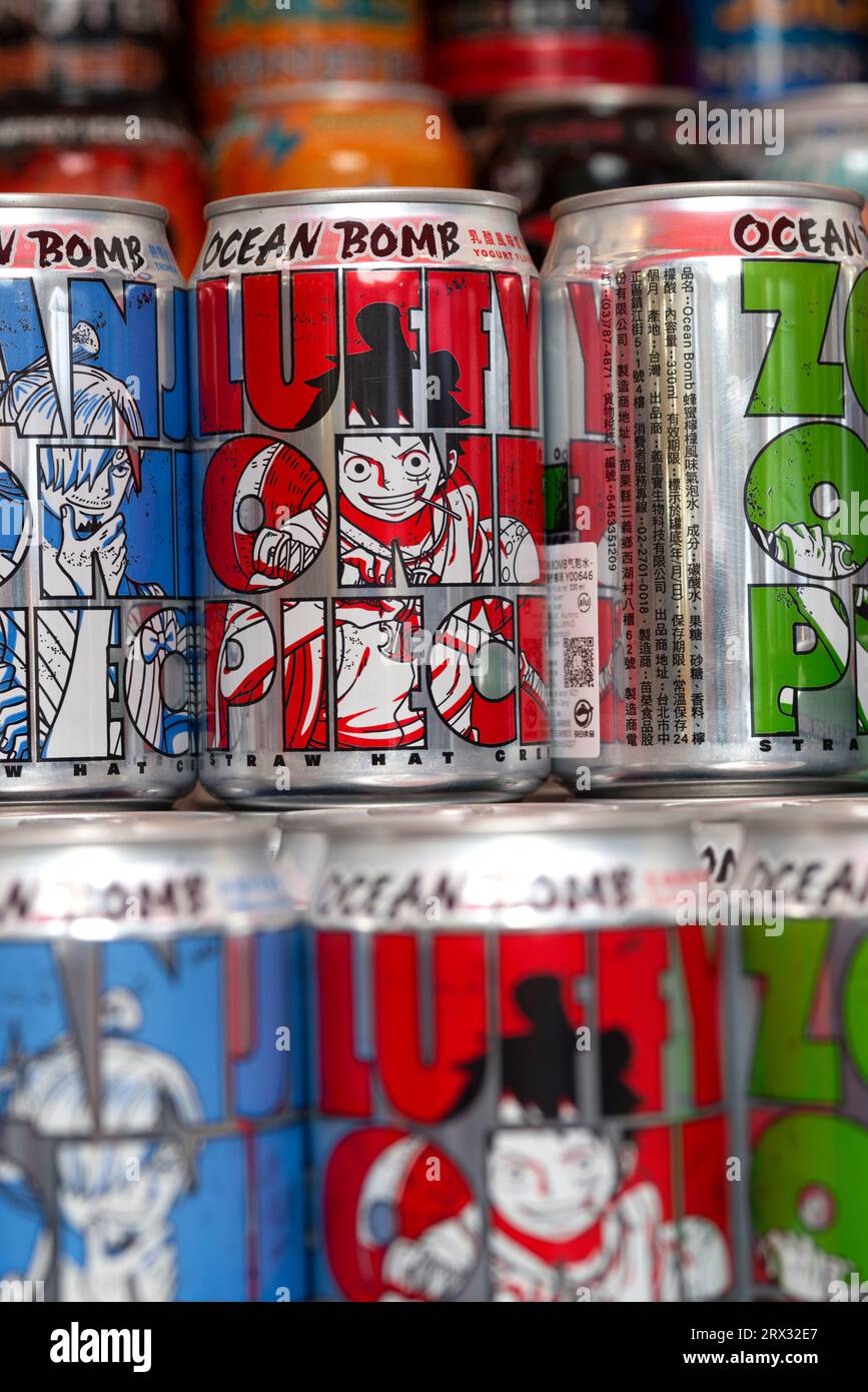 Aluminium Cans, Ocean Bomb Fruit Soda Stock Photo - Alamy