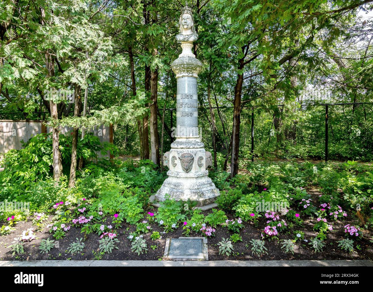 Queen victorias diamond jubilee monument hi-res stock photography and ...
