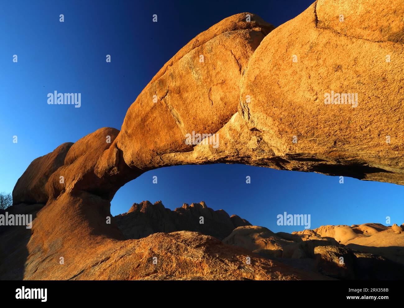 Spitzkoppe rock arch, Damaraland, Namibia, Africa Stock Photo - Alamy