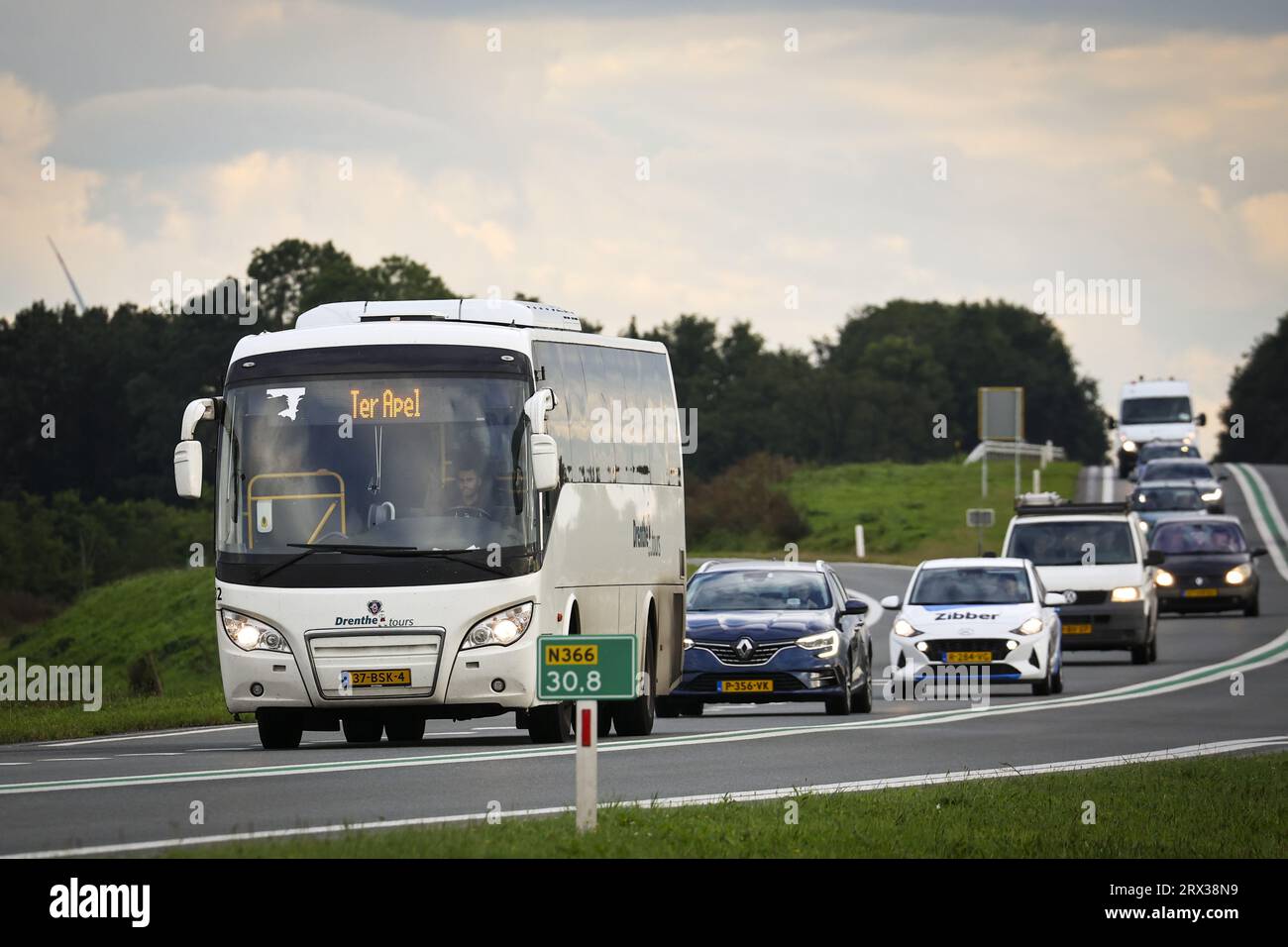 Ind asylum seeker hi-res stock photography and images - Alamy