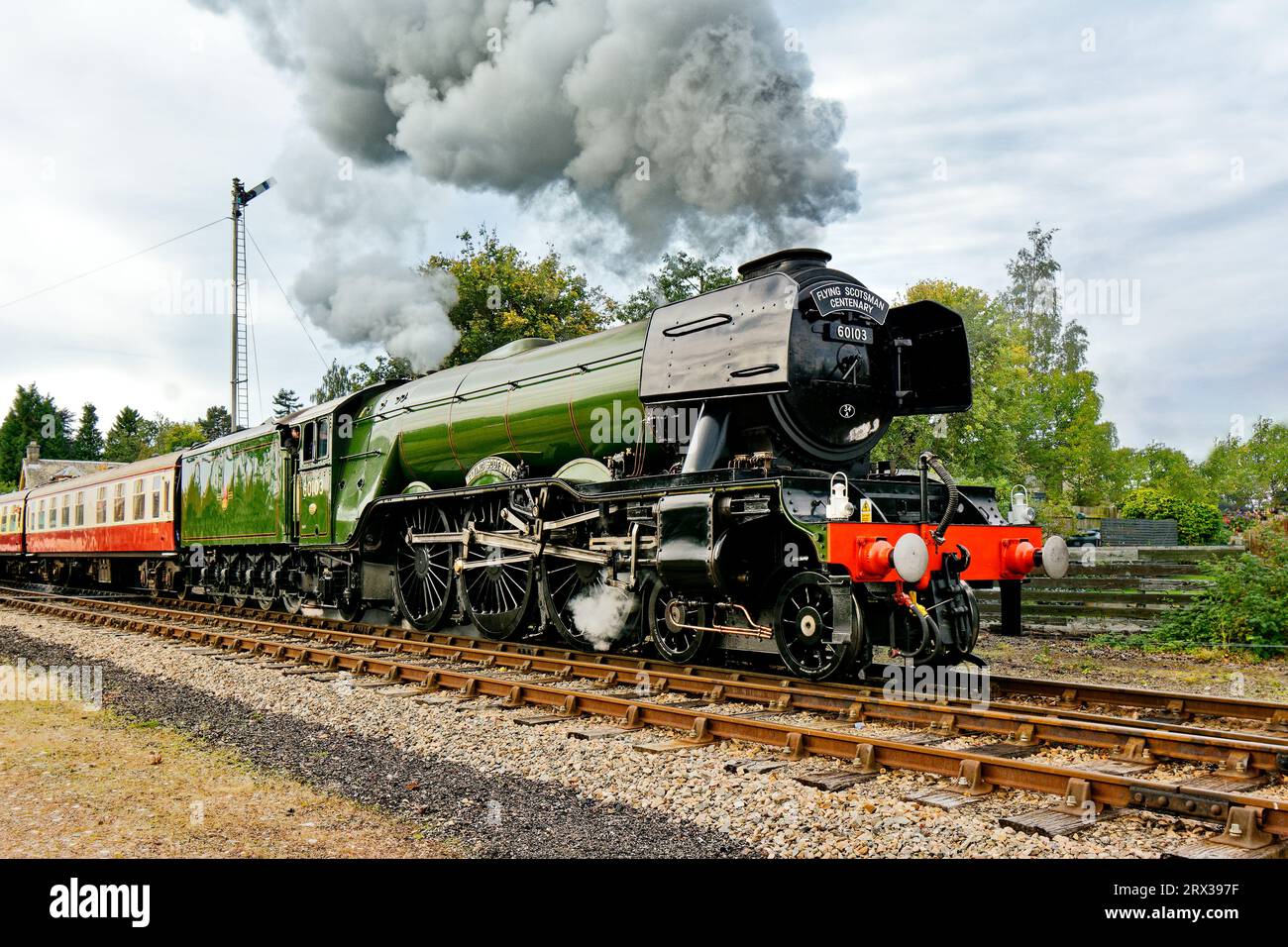 Flying Scotsman steam train leaving Boat of Garten station en route to ...