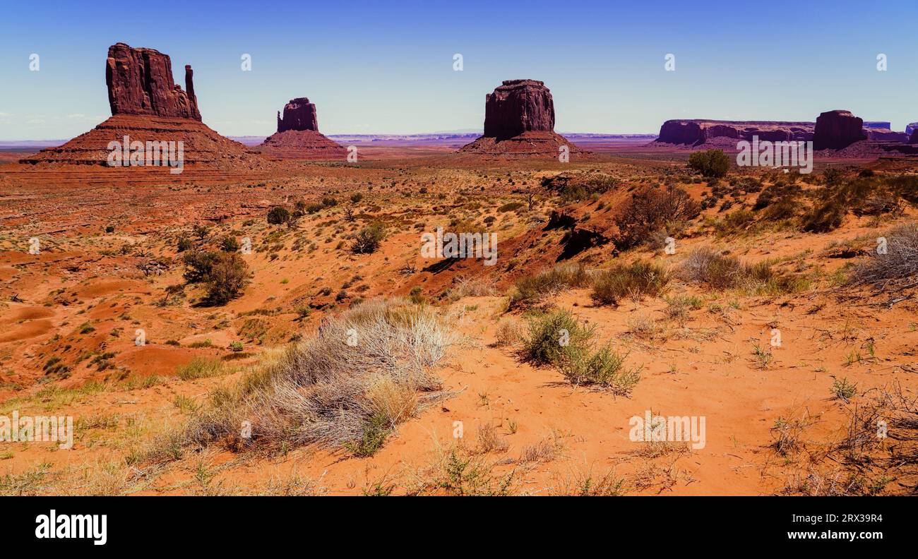 Monument valley park hi-res stock photography and images - Alamy