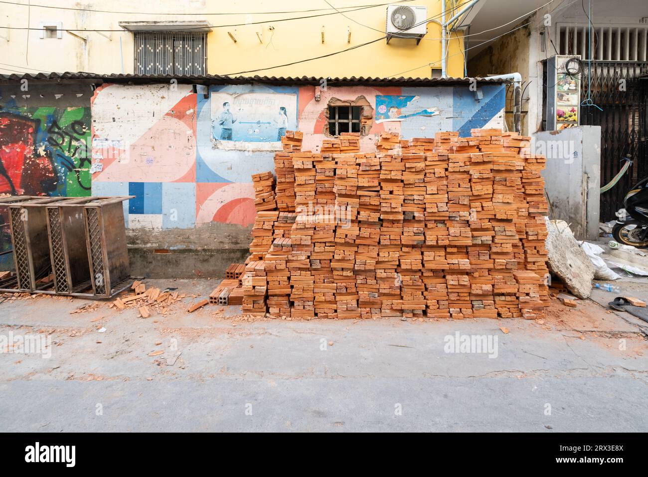 Terracotta bricks hi-res stock photography and images - Alamy