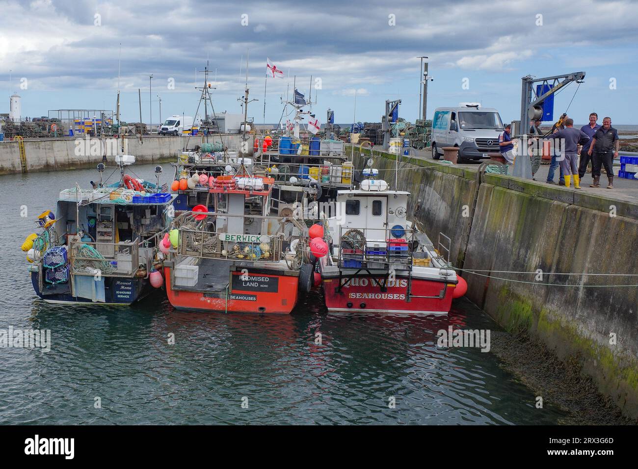 Fishing boat seahouses northumbria hi-res stock photography and images ...