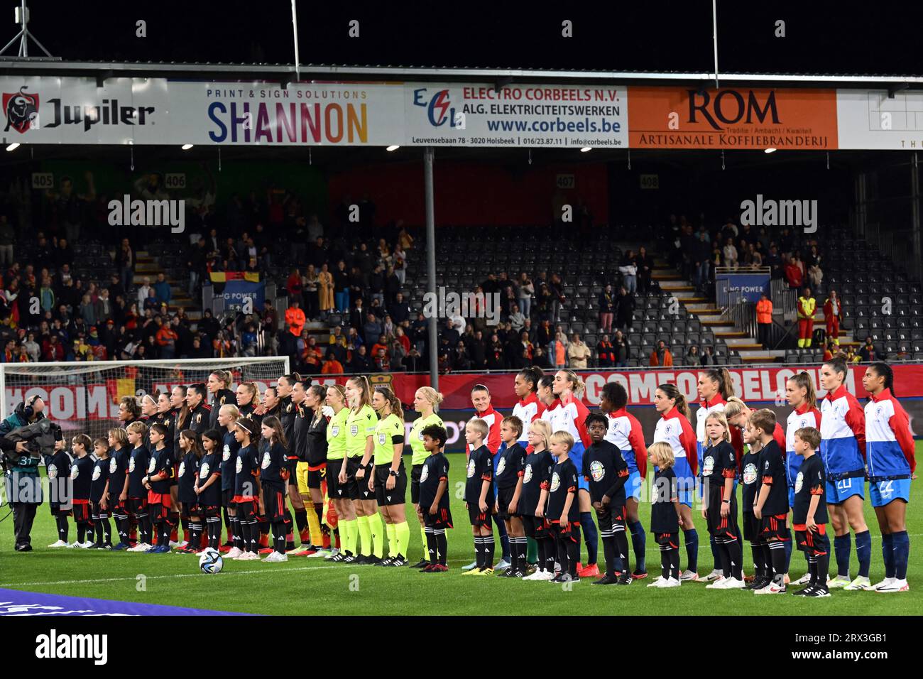 Stadium den dreef hi-res stock photography and images - Alamy